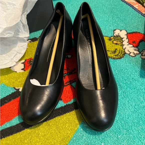 Ecco | Shoes | Ecco Dress Classic 35 Pump | Poshmark